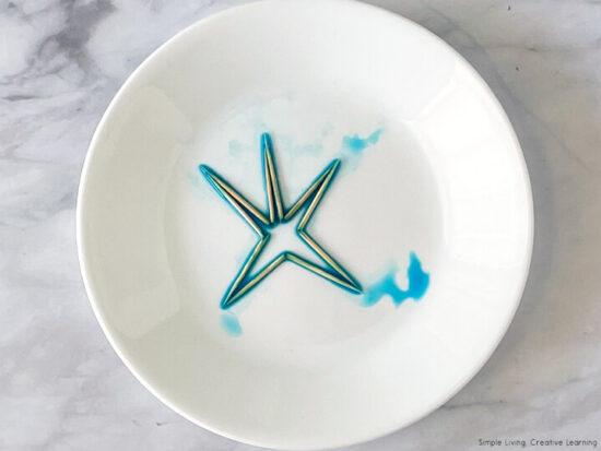 Toothpick Star Experiment - Simple Living. Creative Learning